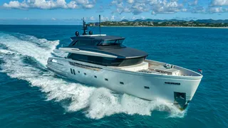$500k price drop on 34m Sanlorenzo motor yacht Another One